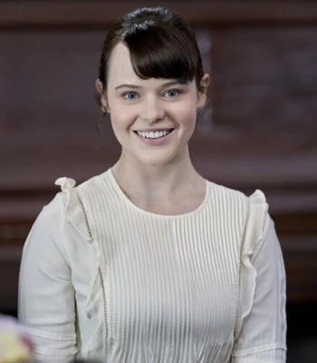 Rachel Hughes | When Calls the Heart Wiki | Fandom