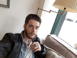 Ator Oliver Lee Oliver Lee Actor Filmography، Photos، Video