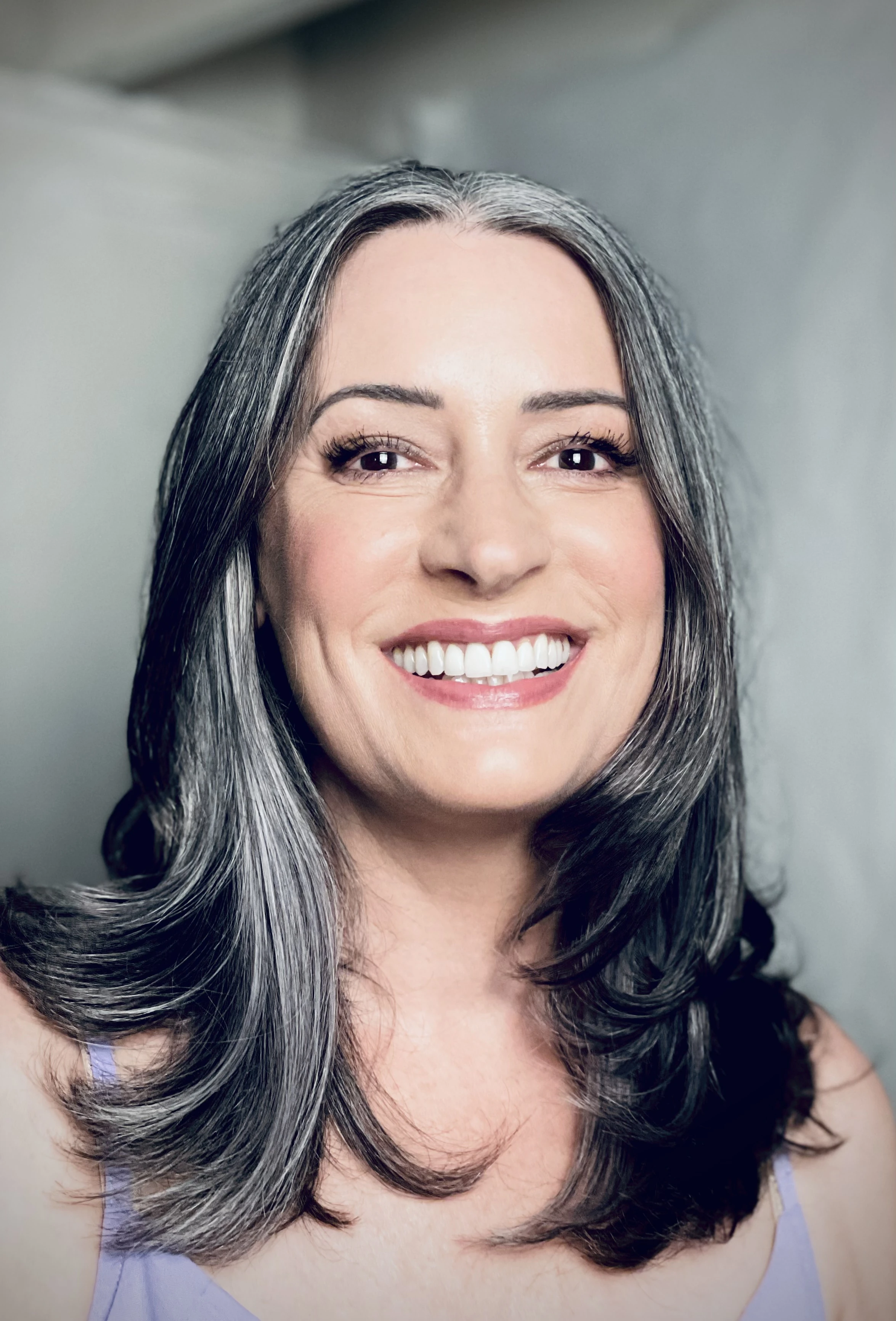 Paget Brewster Varmt