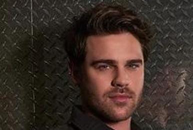 Grey Damon Friday Night Lights
