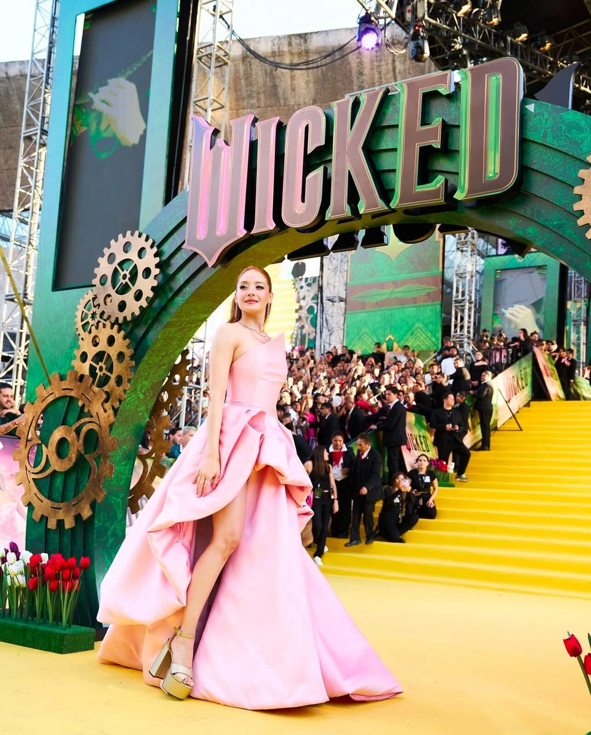 Cecilia de la Cueva | Wicked Wiki | Fandom