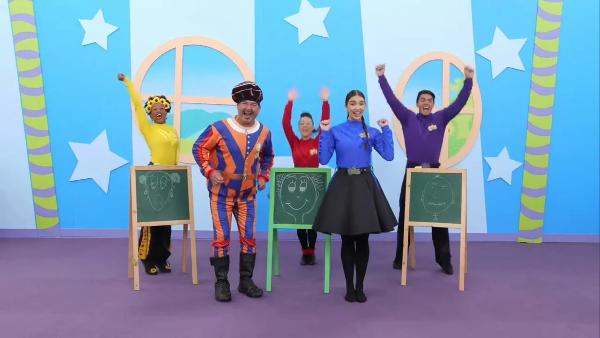 Drawing with Lucia | Wigglepedia | Fandom