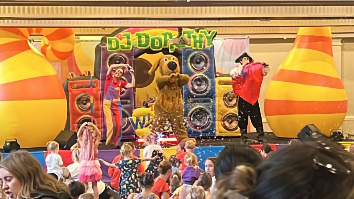 Wiggle & Rave with DJ Dorothy/Gallery | Wigglepedia | Fandom