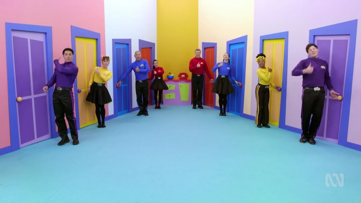 Painting Shapes with Lucia/Gallery | Wigglepedia | Fandom