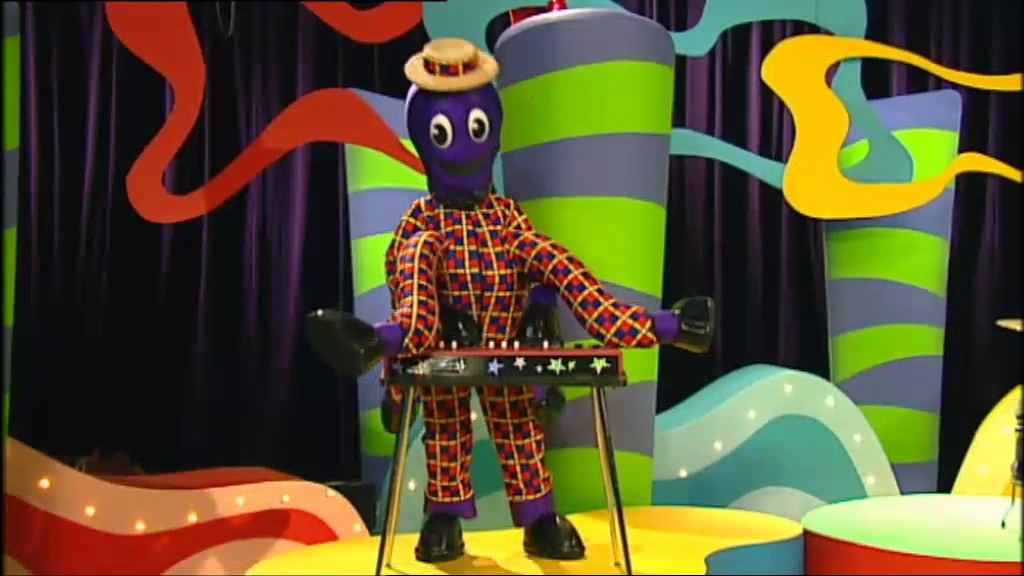 Henry's Instrument Playing Skit | Wigglepedia | Fandom