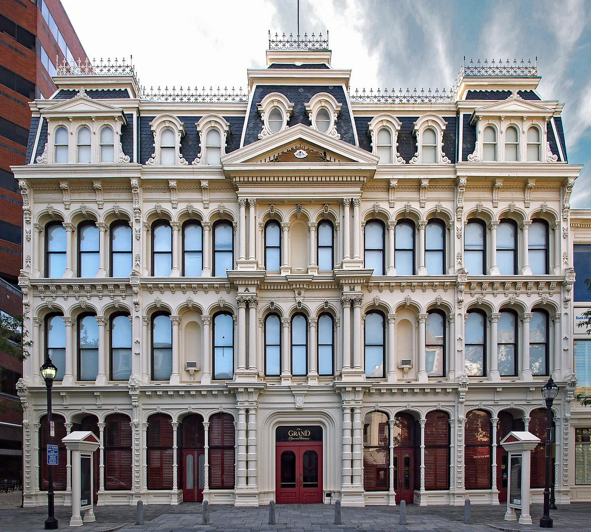 The Grand Opera House | Wigglepedia | Fandom