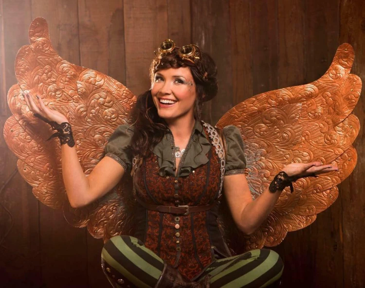Naomi Young | Wigglepedia | Fandom