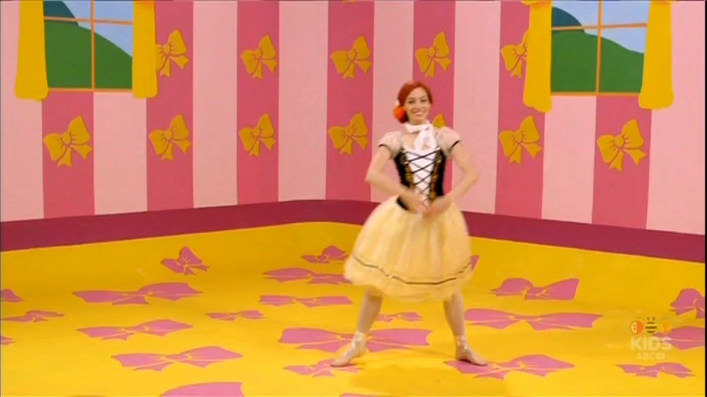 Emma's Révérence | Wigglepedia | Fandom