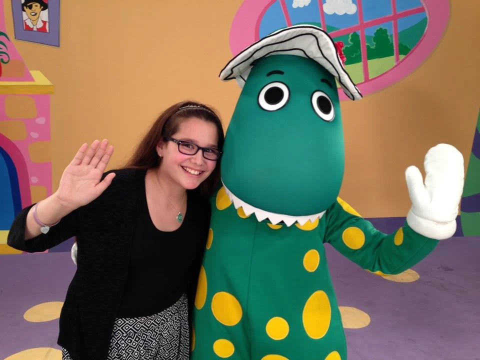 Lara Field | Wigglepedia | Fandom