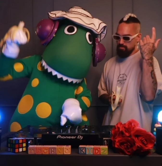 Lenny Pearce | Wigglepedia | Fandom