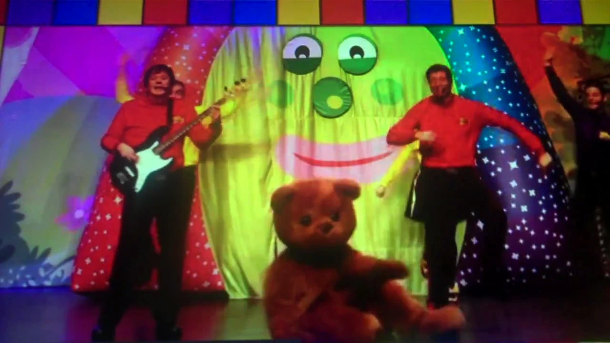 Murray's New Red Skivvy | Wigglepedia | Fandom