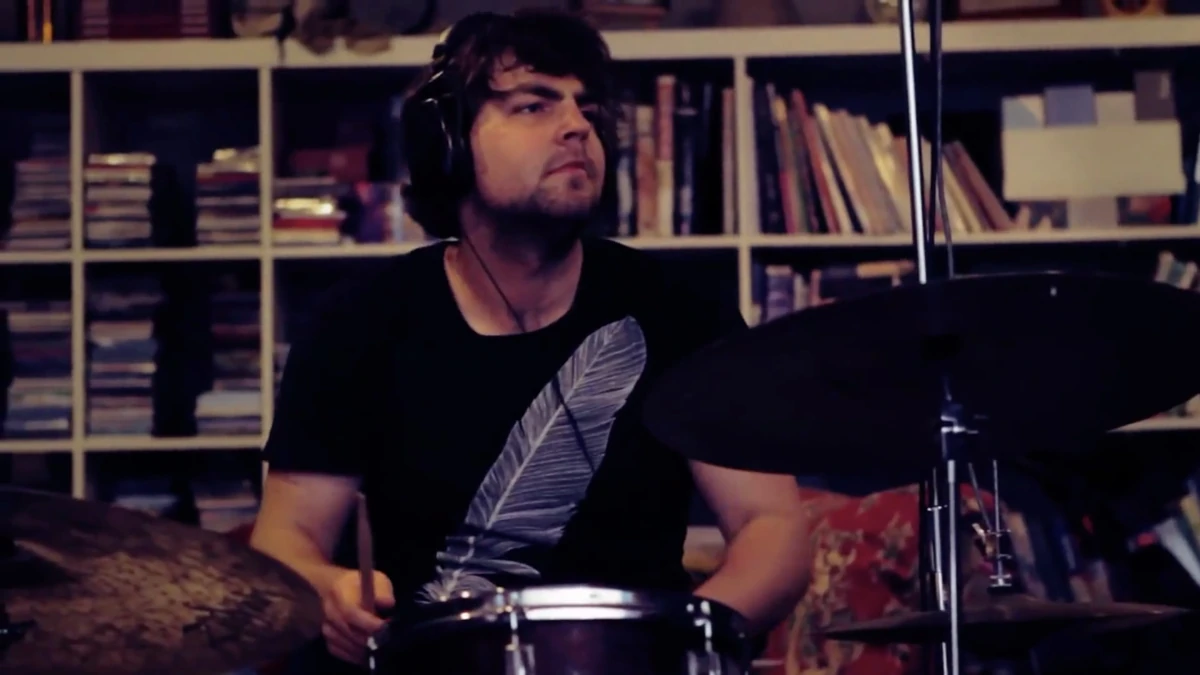 Miles Thomas | Wigglepedia | Fandom