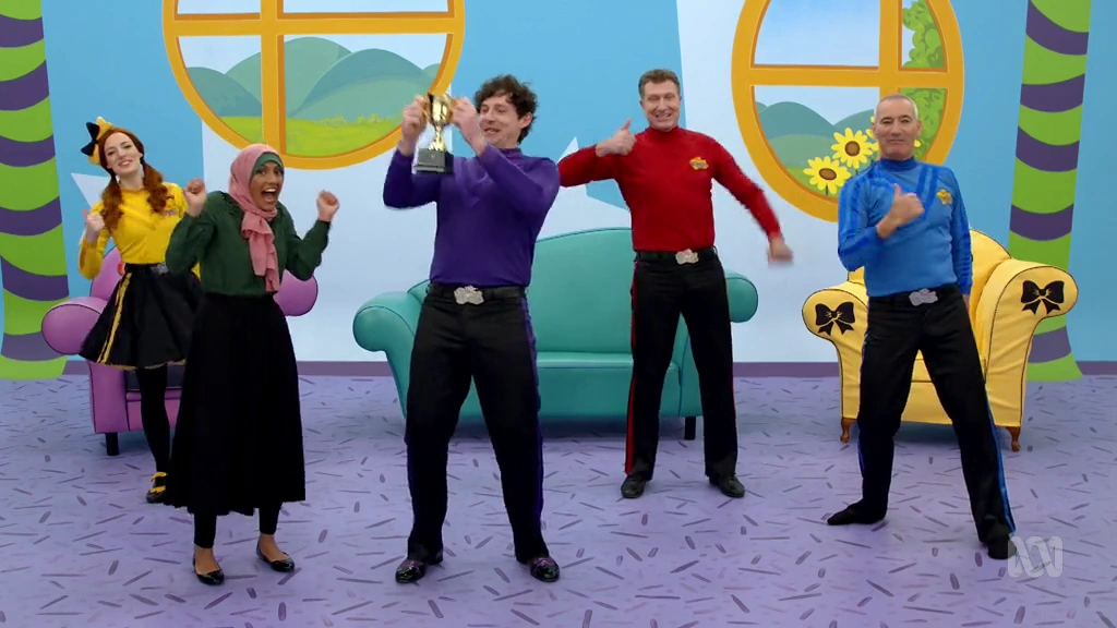 World Record Dancing/Transcript | Wigglepedia | Fandom