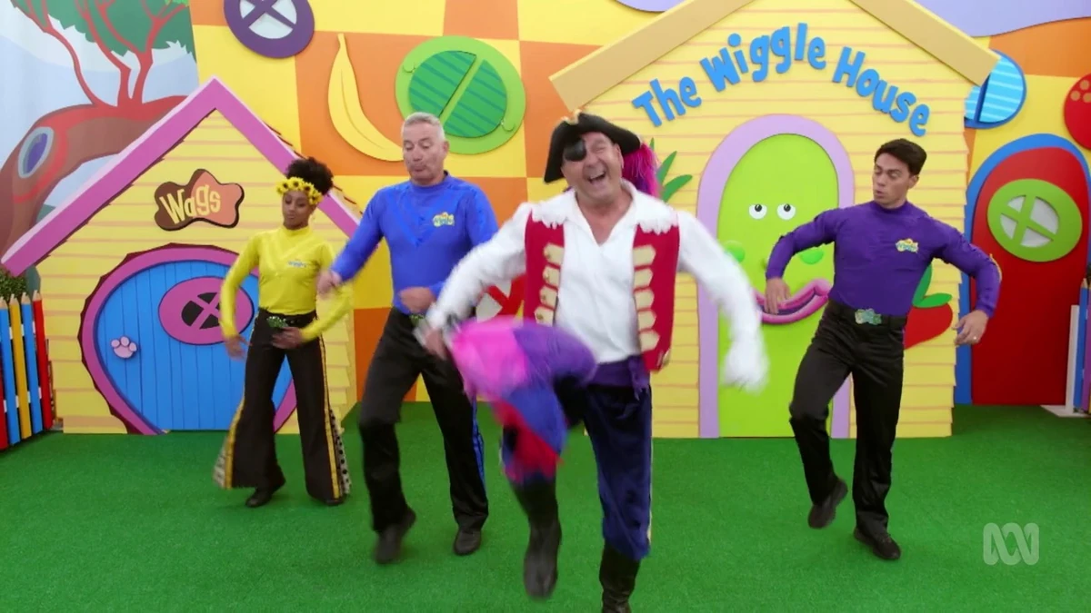 Captain the Copy Robot | Wigglepedia | Fandom