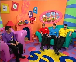 The Wiggles Introducing The Roo You X Wiggles Play Couch, 58% OFF