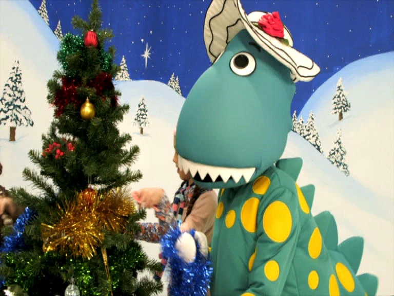 Decorate The Tree With Dorothy | Wigglepedia | Fandom