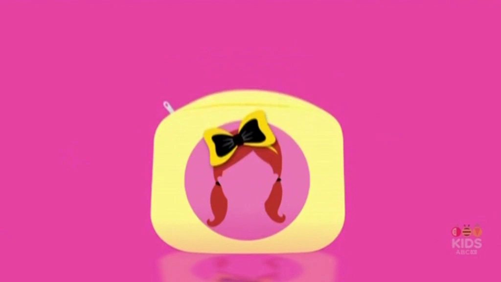 What's In Emma's Bow Bag? | Wigglepedia | Fandom