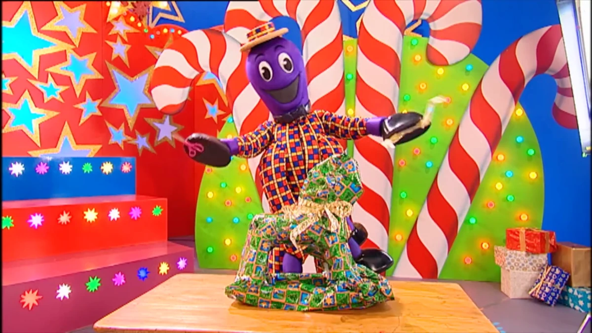 Henry The Champion Christmas Wrapper | Wiggles Fanon Wiki | Fandom