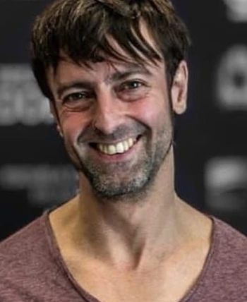 Álex Saudinós | Doblaje España Wiki | Fandom