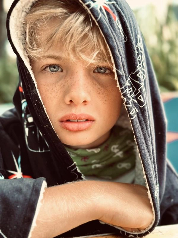 Kenet Daley (SkyRipper's World) | Harry Potter Fanon Wiki | Fandom