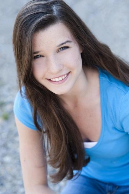 Zoelle Cooksey (SkyRipper's World) | Harry Potter Fanon Wiki | Fandom