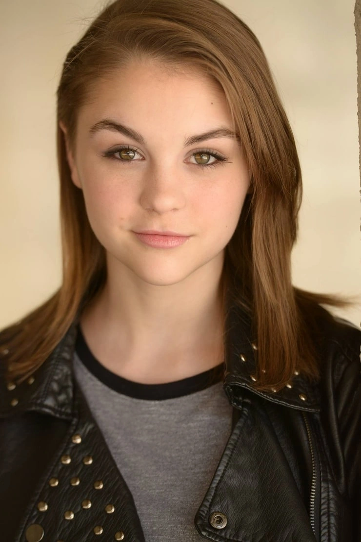 Amber Noel (SkyRipper's World) | Harry Potter Fanon Wiki | Fandom