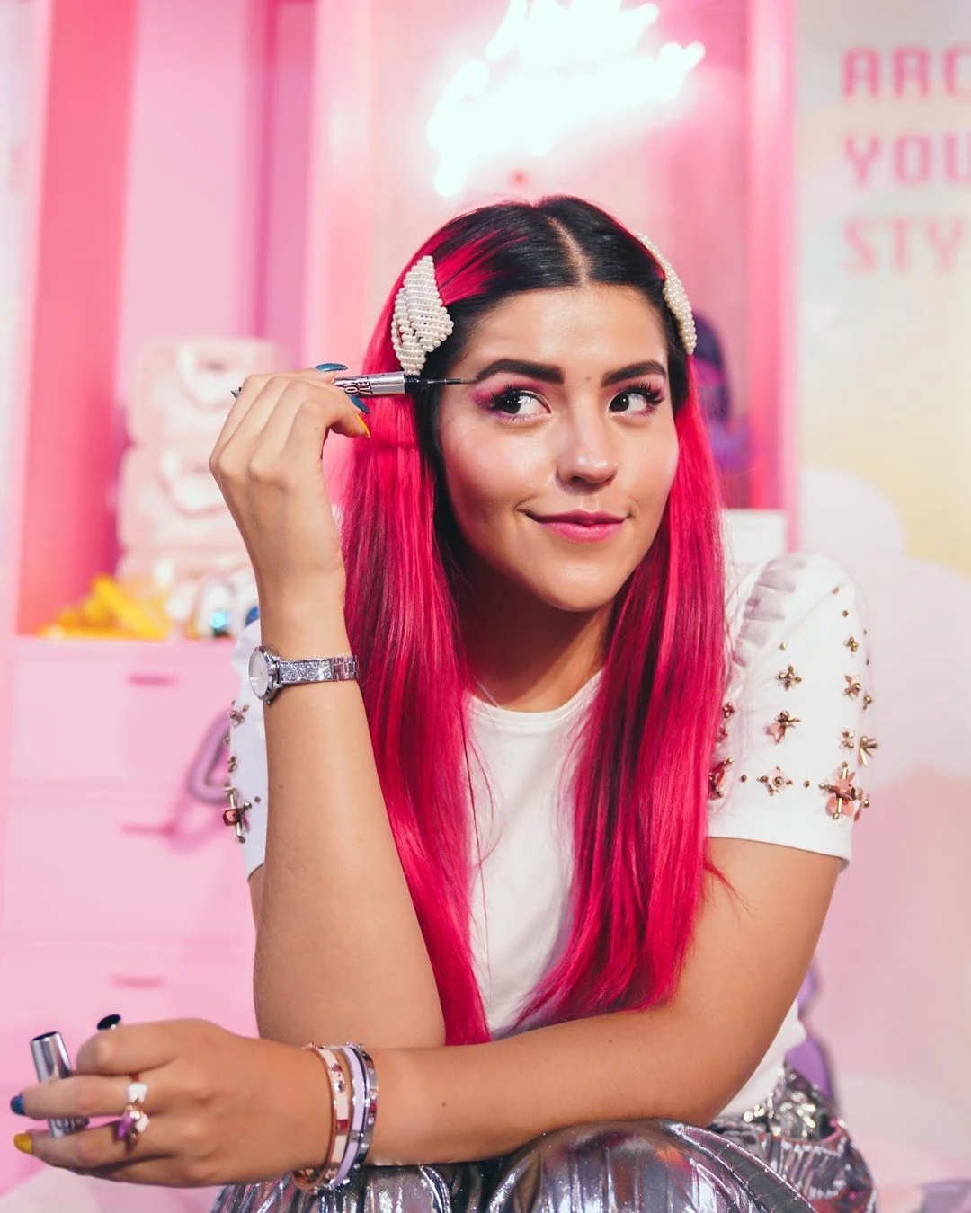 Lesslie Polinesia | Wiki random 2 Wiki | Fandom