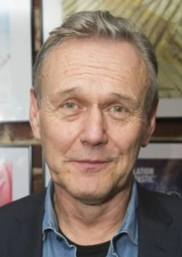 Anthony Stewart Head | Wiki Doublage francophone | Fandom