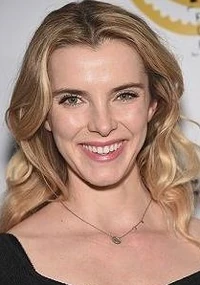 Betty Gilpin | Wiki Doublage francophone | Fandom