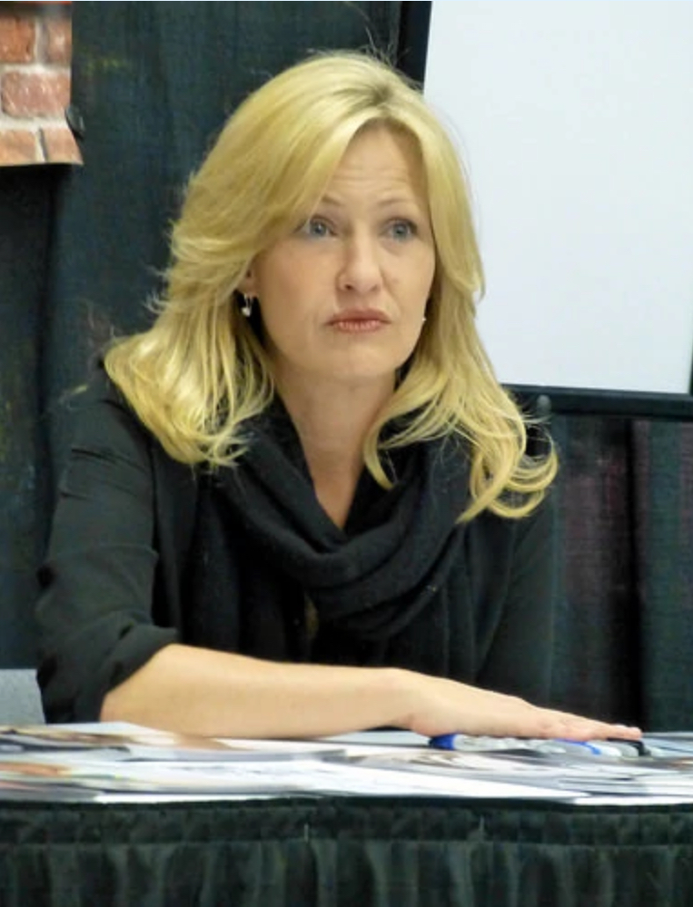 Joey Lauren Adams Wikifanon Wiki Fandom