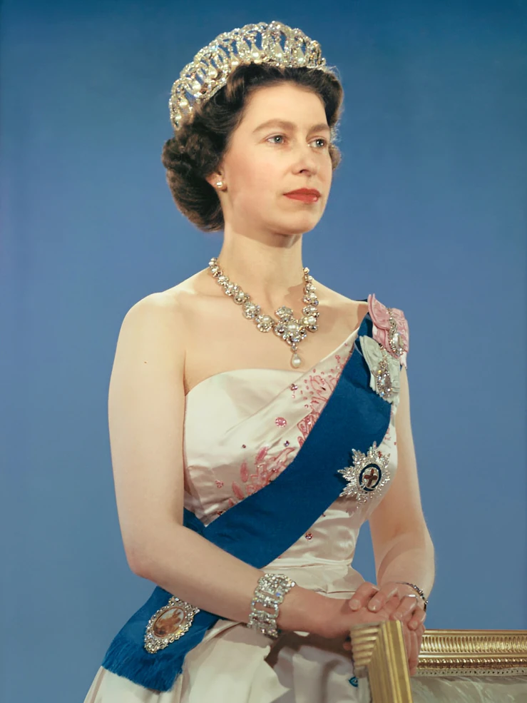 Elizabeth II | Wind Blow Wiki | Fandom