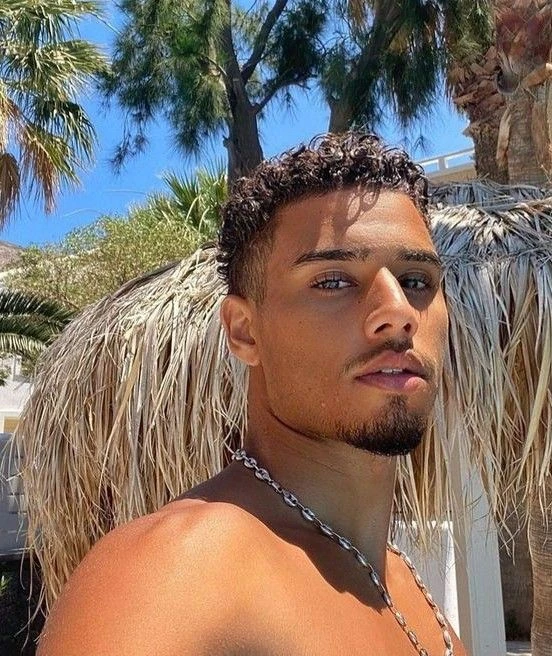 Ryan Shay | Windy City Series Wiki | Fandom