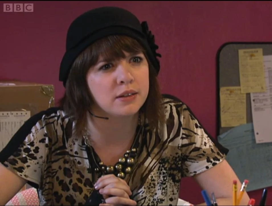 Courtney | Wingin' It Wiki | Fandom