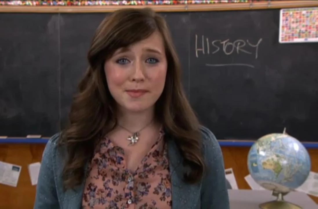 Denise Simmons | Wingin' It Wiki | Fandom