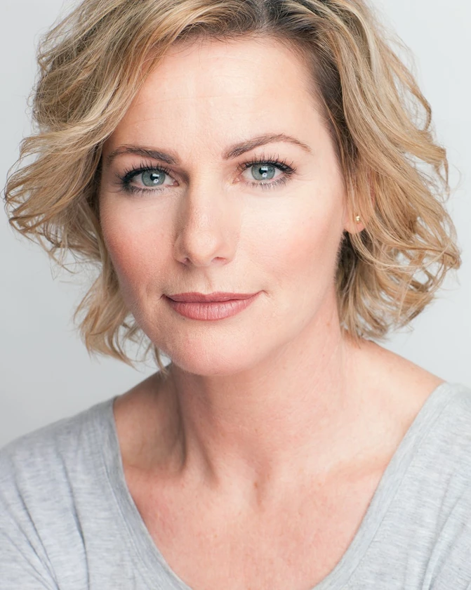 Lisa Chappell | WingNut Films Wiki | Fandom