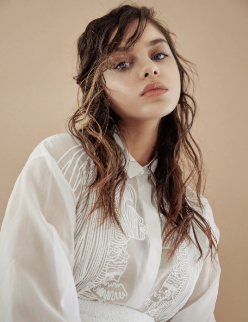 Cora DeAngelis | Wings and Things Wiki | Fandom