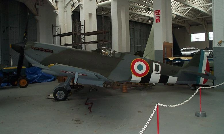 TE184 | Wings on Film Wiki | Fandom