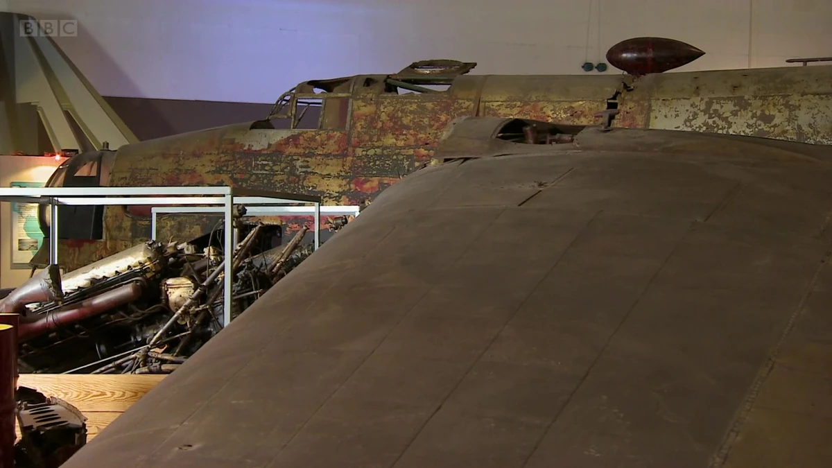 W1048 | Wings on Film Wiki | Fandom