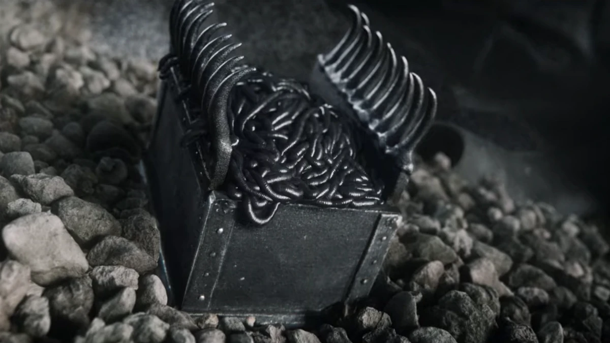 Mind-Controlling Worms | Witcher Wiki | Fandom