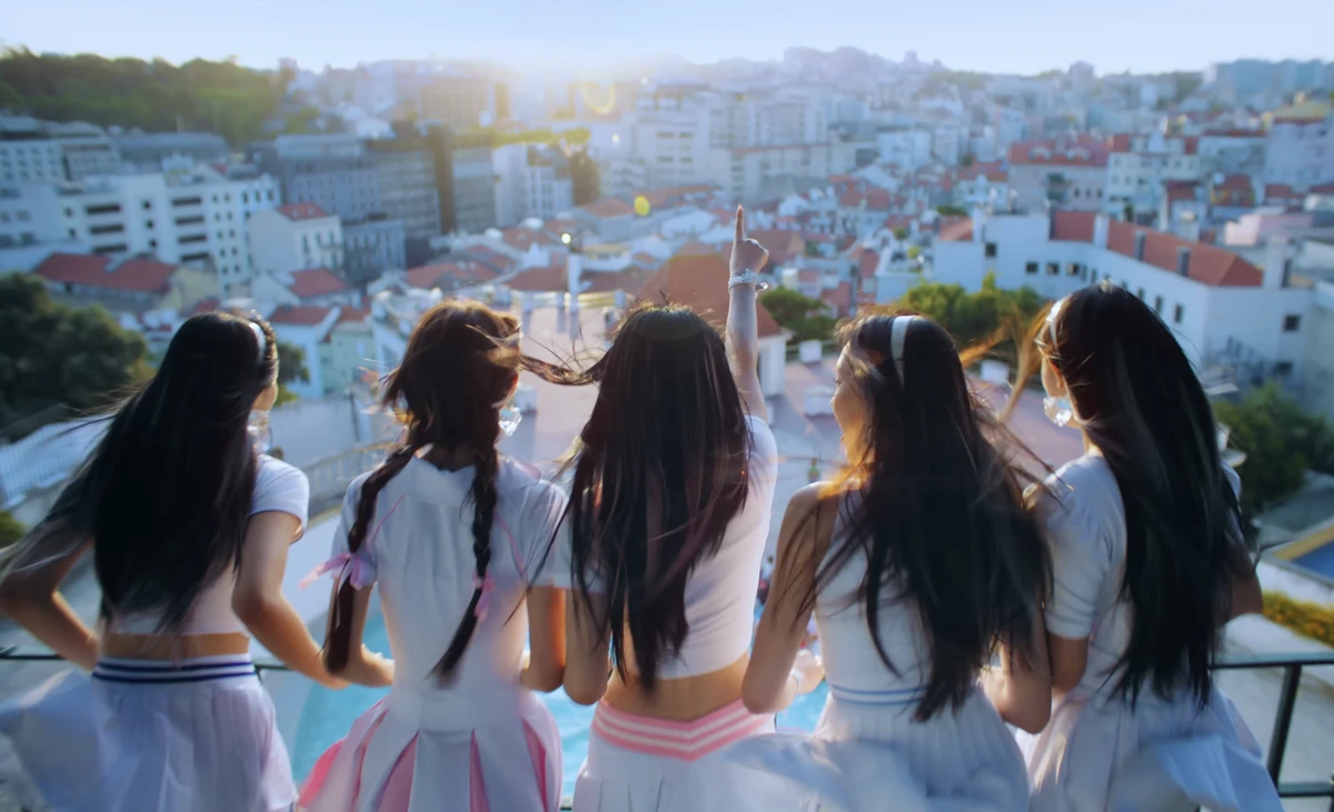 Super Shy | NewJeans Wiki | Fandom