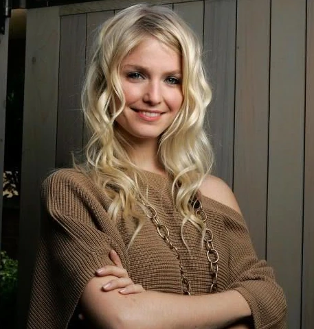 Whitney Forrester | The Wizarding World Wikia | Fandom