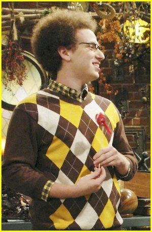 Hugh Normous | Wizards of Waverly Place Wiki | Fandom