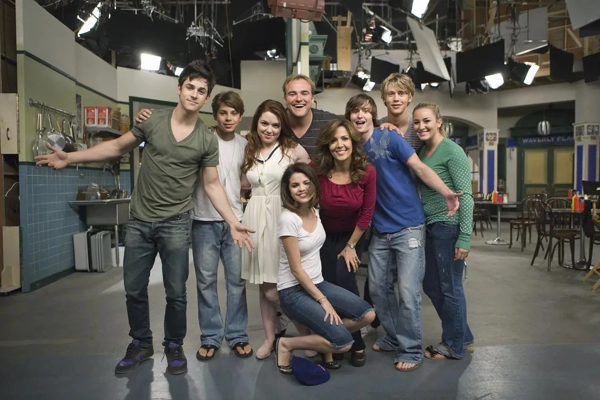 Gallery:On The Set | Wizards of Waverly Place Wiki | Fandom