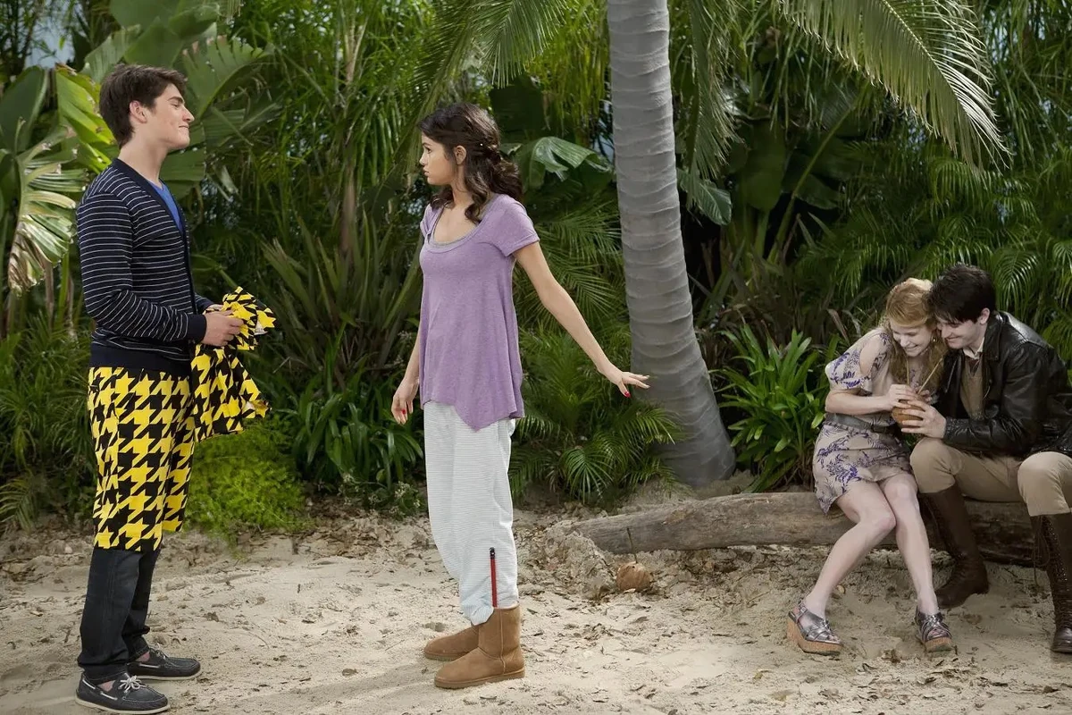 Bermuda Triangle | Wizards of Waverly Place Wiki | Fandom