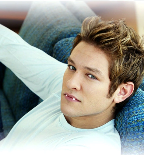 Dorean Holt | Wod | Fandom