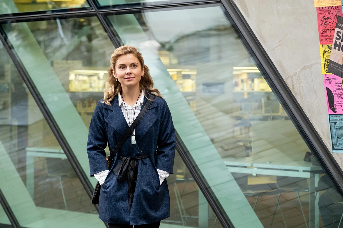 Category:Characters | Woke Wiki | Fandom