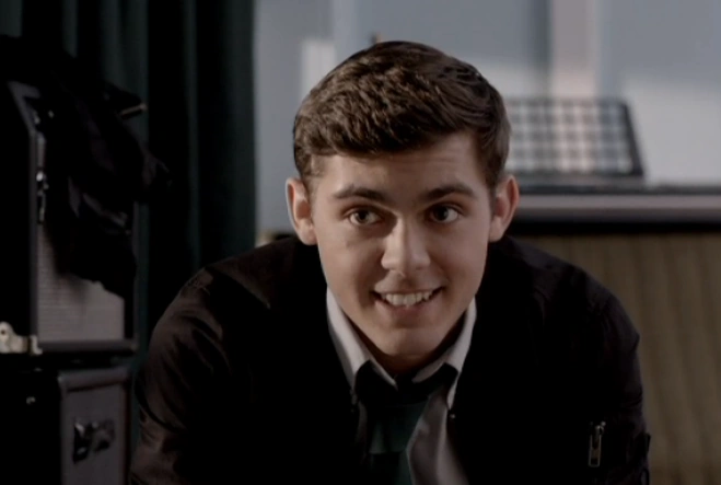 Harry Averwood | Wolfblood Wiki | Fandom