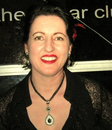 Deirdre de Barra | Women In Comics Wiki | Fandom