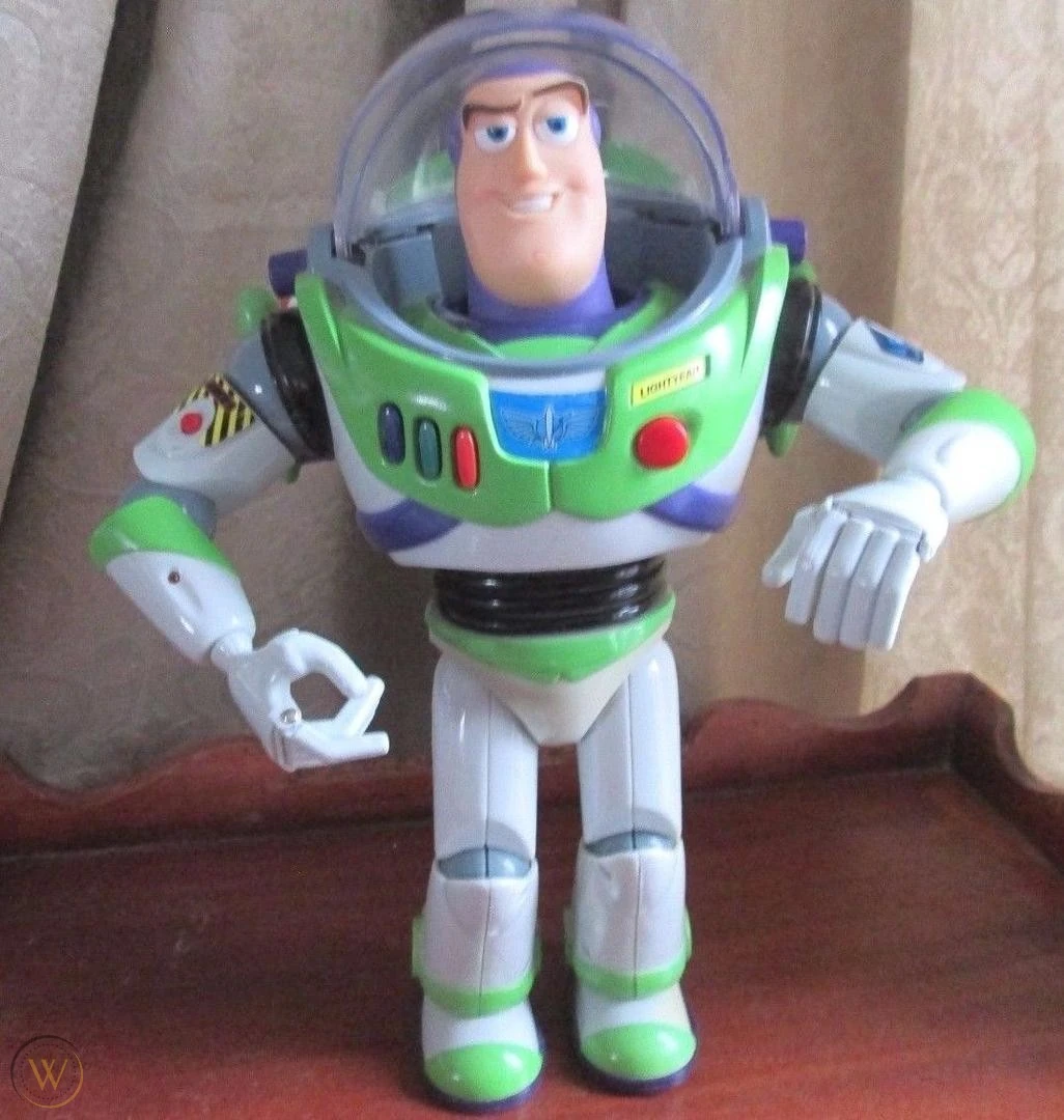 Buzz Lightyear | Woody and Daffy Duck Wiki | Fandom