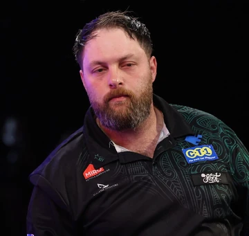 darts player beard